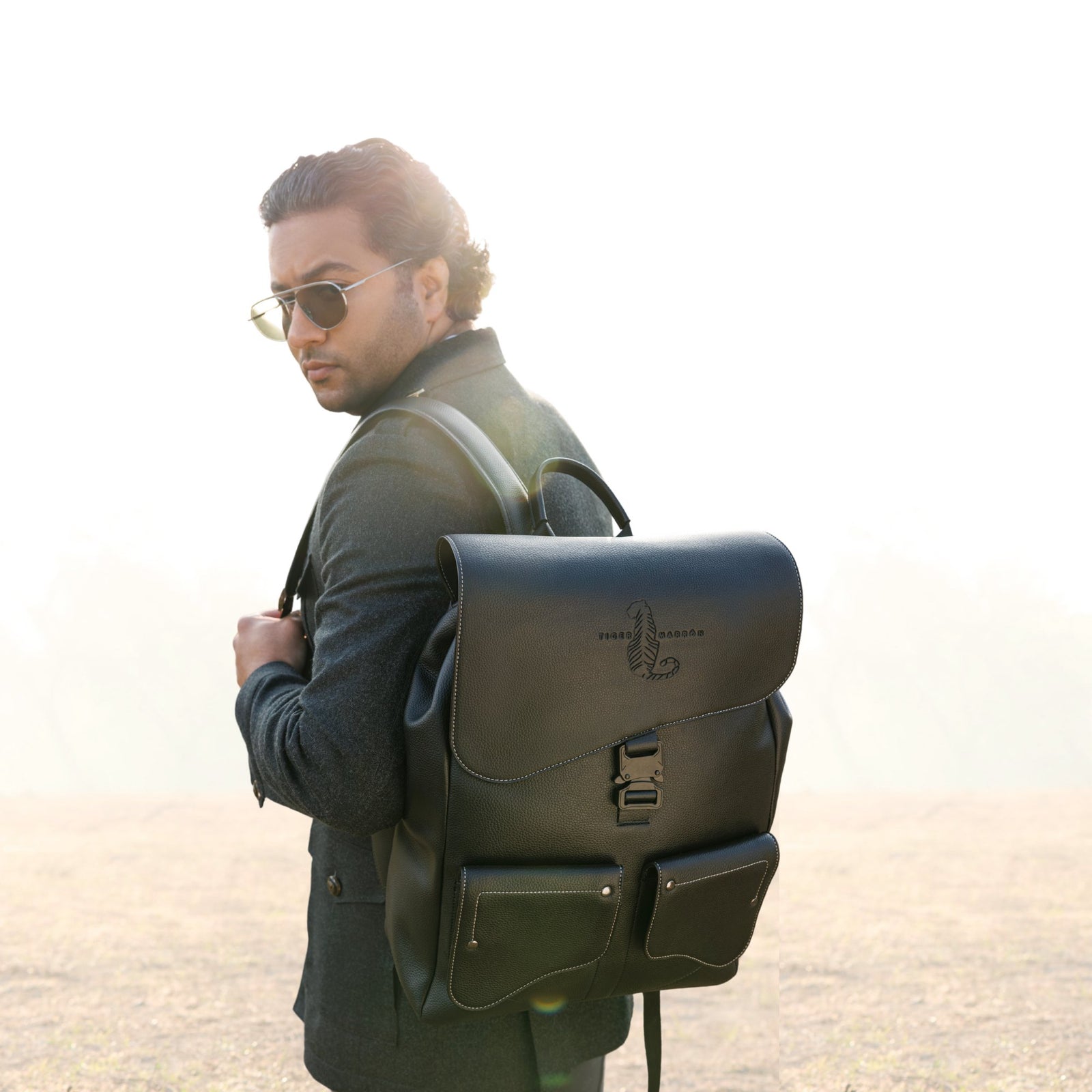 Buy Handmade Leather Backpacks for Men and Women at Tiger Marrón